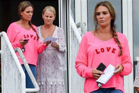 Danielle Lloyd Leaves Police Station With Her Mum After Nude Photo Hack