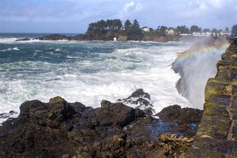 Depoe Bay Oregon Travel Guide Whale Watching Things To Do Itinerary