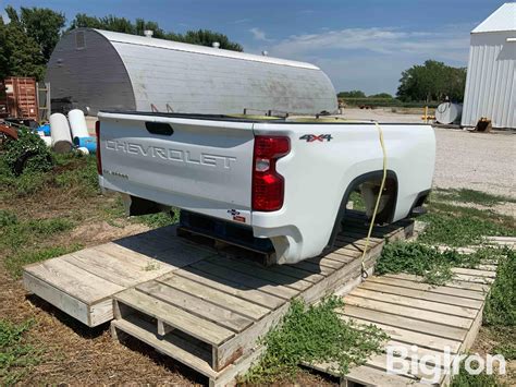 2020 Chevrolet Silverado 1 Ton Pickup Bed Transportation Bigiron