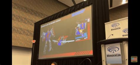 Ss86 Swoop Will Come With 2 Swords Available For Preorder On Thursday At 1 Pm Et R Transformers