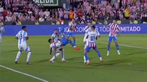 Sanabria Segna Un Gol Favoloso Contro Largentina Lattaccante Del Torino Non Riesce A Crederci