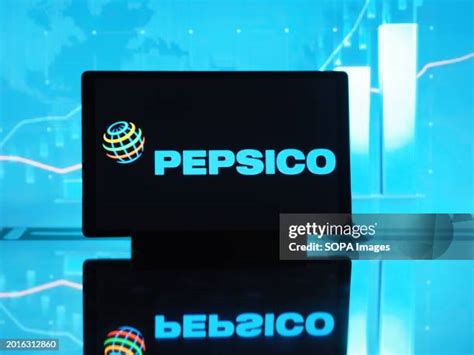 Pepsico Logo Photos And Premium High Res Pictures Getty Images