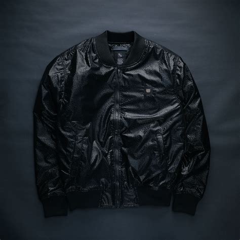 Sonic Bomber Black Sixpax