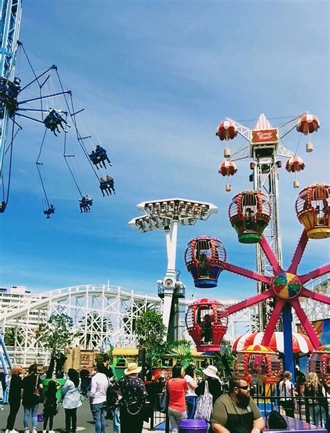 Luna Park Melbourne Summer Season