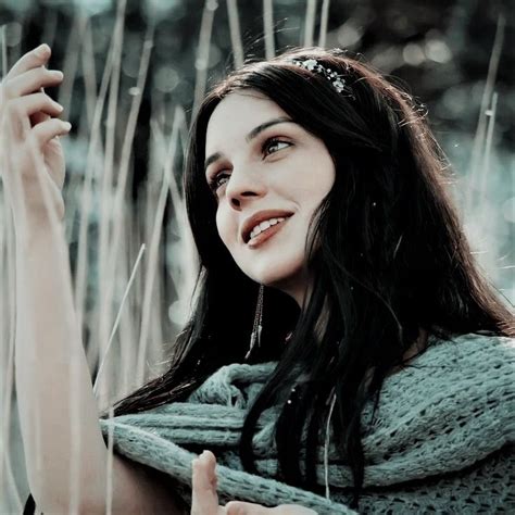 16 Adelaide Kane Ideas Adelaide Kane Mary Stuart Adelaide