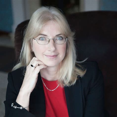 Babos Éva Thomas International MvÜk