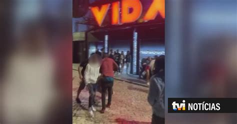 Um Encontr O Este Ter Sido O Motivo Pelo Qual Uma Rapariga Morreu Depois De Ser Esfaqueada