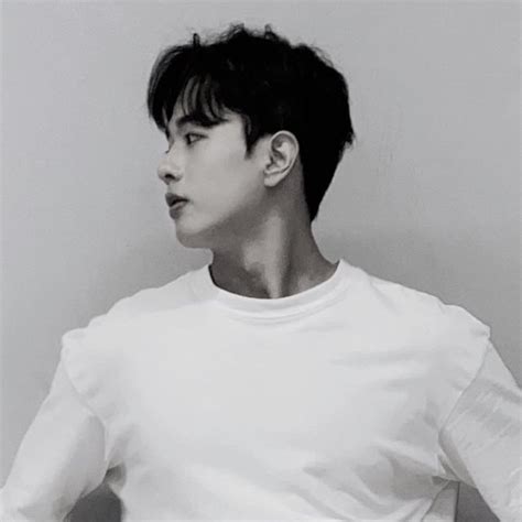 Christopher Gnchristopher • Threads Say More