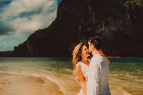 Island Hopping Honeymoon Photography In El Nido Palawan Philippines