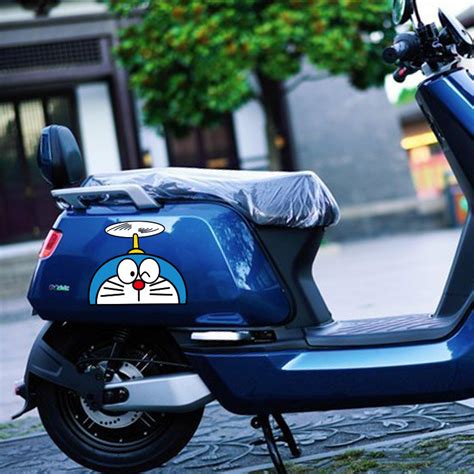 Doraemon Car Sticker Car Sticker Scratch Cover Decal Body Door Electric