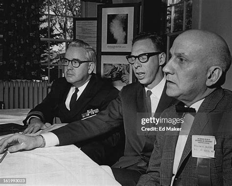 William Kermit Photos And Premium High Res Pictures Getty Images