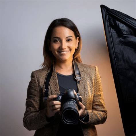 Mastering Your First Photoshoot A Comprehensive Beginners Guide
