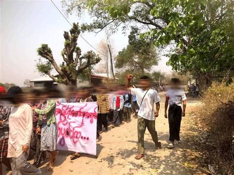 ဘုတလင်မြို့နယ်တွင် ဗကသ ကျောင်းသားများက စစ်အာဏာရှင် ဆန့်ကျင်ရေး ချီတက