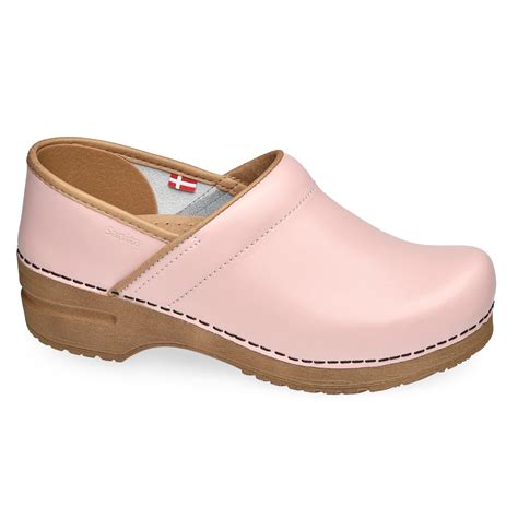 Pro Pu Womens Clog In Pink Sanita