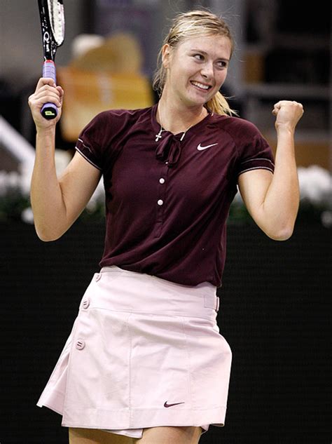 Maria Sharapova Tennis Outfits