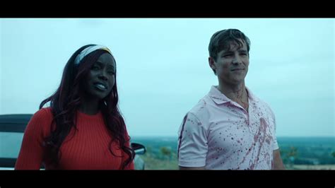 Auscaps Brenton Thwaites Shirtless In Titans 4 08 Dick And Carol And Ted