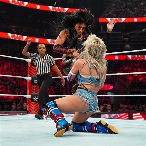 Poor Liv! : r/Liv_Morgan_Defeated