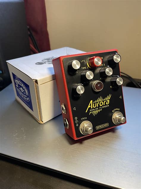 Spaceman Aurora Analog Flanger Reverb