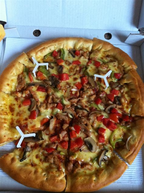 Pizza Hut Food Yummy Food Pizza Hut