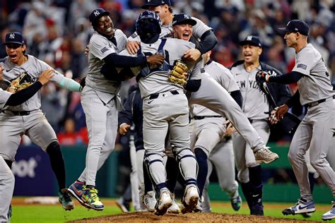Ny Yankees Celebrate Alcs Win And Berth In World Series