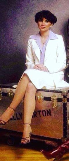 Pin By Myrna Gomez On Linda Ronstadt Linda Ronstadt Female Singers