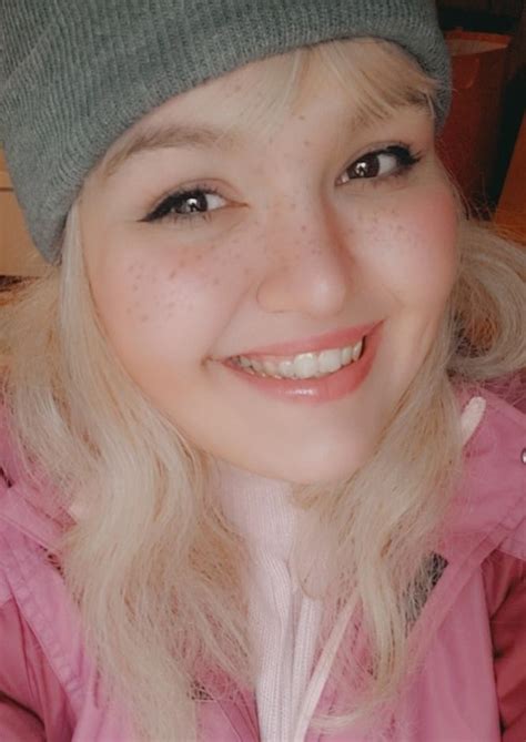 Would You Go For A Winter Walk With Me Neighbor R Sfwnextdoorgirls