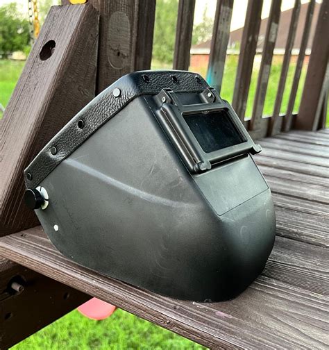 Futura Welding Hood Sparksweldinghoods