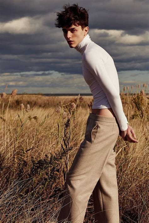 Pin By Kaitlyn Garcia On Posing Guide Vogue Men Fashion Photography