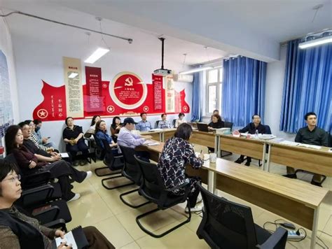 杨玉成副校长到学报编辑部调研 学报编辑部