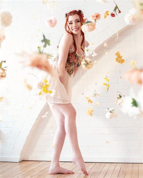 Arrielle Edwardss Feet