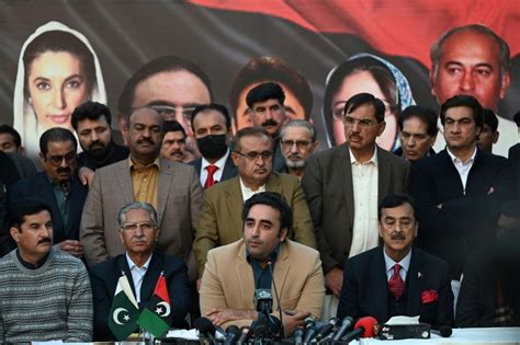 Pakistan Parties Agree On Coalition Excluding Khans Townsville Bulletin