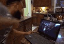 Smashing Laptop S Tenor
