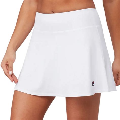 Yoga Pants Vs Tennis Skirt Examining The Battle Of Sexiness Shunvogue