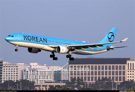 Korean Air Airbus A330 300 Hl8025 At Seoul Incheon Icn Rksi