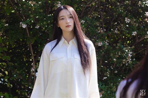 표예진 화보 촬영 비하인드 세리에매니아