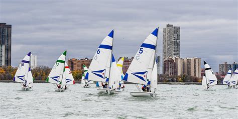 Youth Sailing Chicago Yacht Club