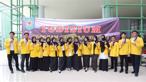 Profil Lulusan Pendidikan Kimia