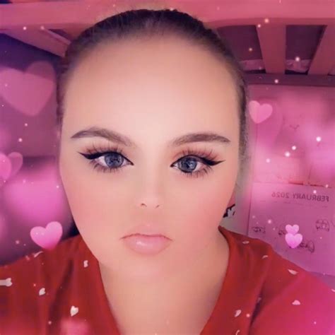 Katie Neasham Katieneasham57 Snapchat Stories Spotlight And Lenses