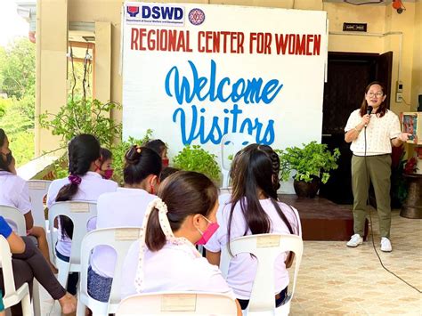 Rcw Clients Receive Birthday Treats From A Good Samaritan Dswd