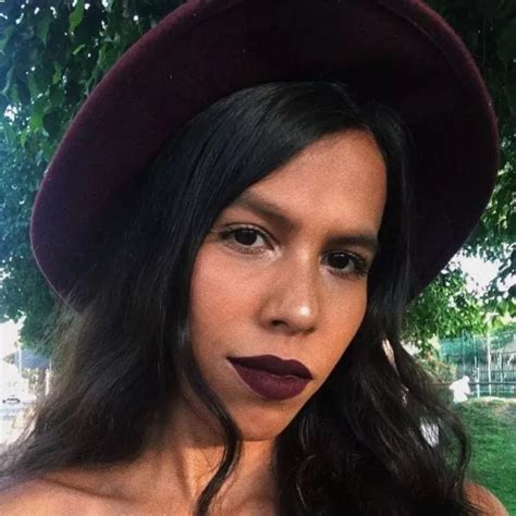 40 Fashion Do S And Don Ts That Make People Seem Older Than They Are Artofit