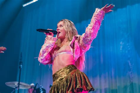 Zara Larssons Stellar Performance Lights At Atlantas Center Stage