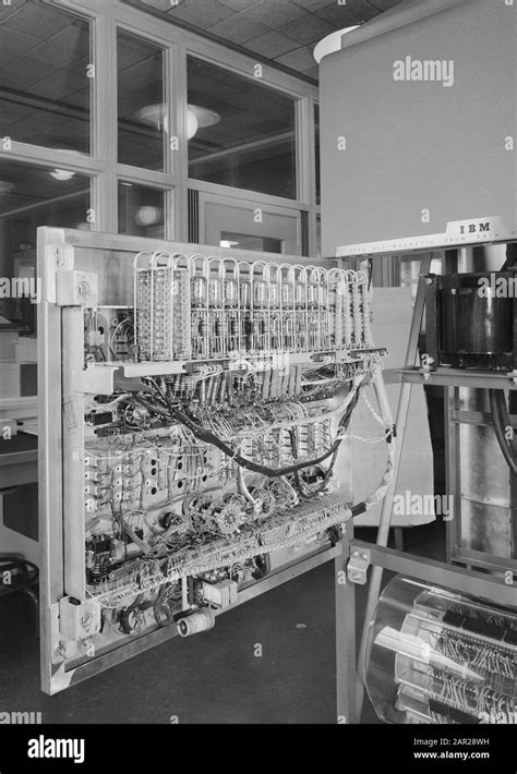 Buildings And Monuments Knhm Typewriters Ibm Type 650 Magnetic Drum