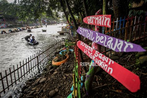Wahana Ngalun Water Tubing Kearifan Lokal Kampung Warna Warni