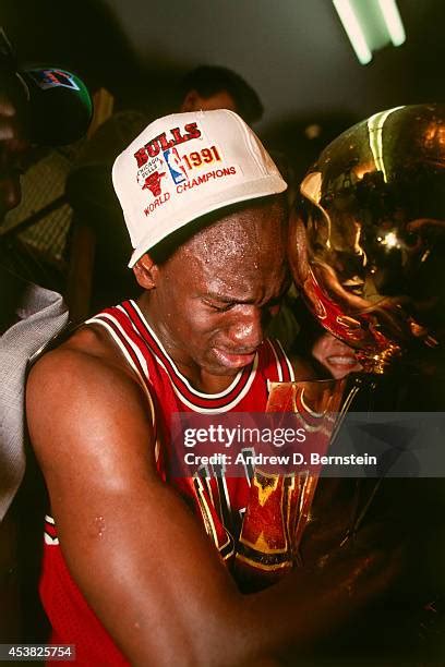 Michael Jordan 1991 Nba Finals Photos And Premium High Res Pictures