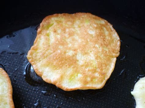 Mini Plăcinte Cu Dovlecei Ebucataria