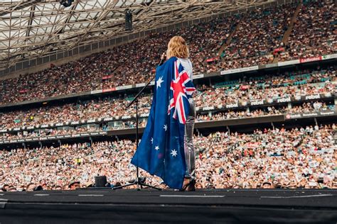 You Beauty The Politics Of Singing In An Aussie Accent