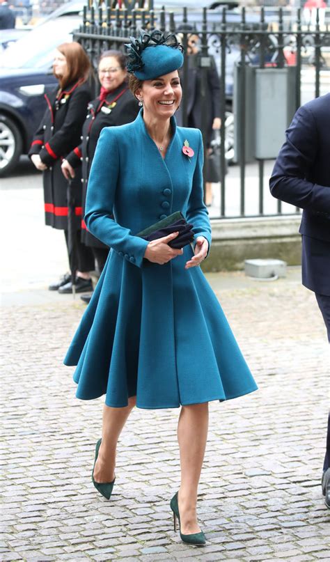 Elegant Fashion Style Explained Definition Essentials Fashion Icons