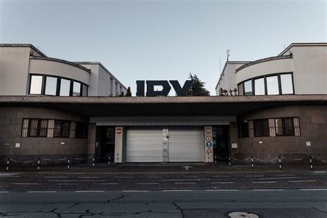 Iveco Group Pasa A Manos Indias Pero Idv Sigue En Italia