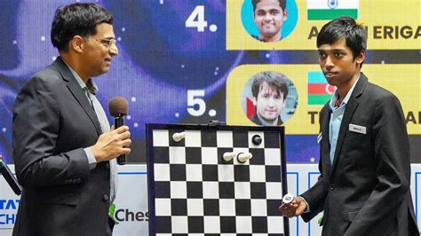 Mere Pass Panch Hai Viswanathan Anand Jokes After R