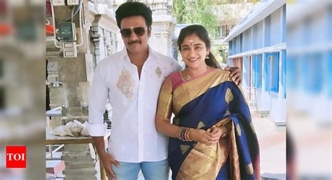 Tv Couple Sanjiv Venkat And Preethi Sanjiv Celebrate Their Wedding Anniversary Times Of India
